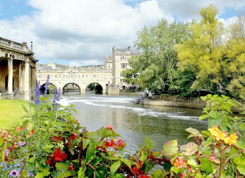 Windsor Castle, Stonehenge, and Bath Day Tour from London ...